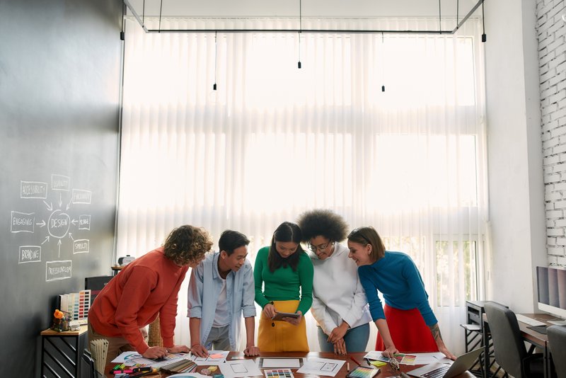 Business English: intermediate review 7: ESL/EFL Lesson Plan and Worksheet