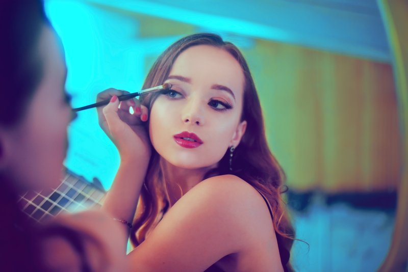 Magic mirror: ESL/EFL Lesson Plan and Worksheet