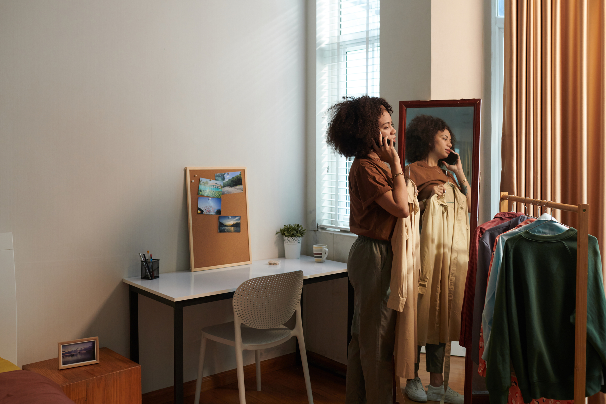 What are you wearing?: ESL/EFL Lesson Plan and Worksheet