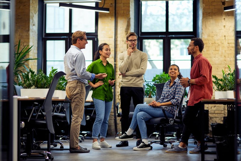 Describing coworkers: ESL/EFL Lesson Plan and Worksheet