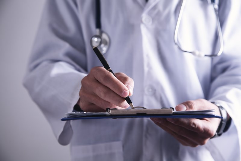 Taking patient history: ESL/EFL Lesson Plan and Worksheet